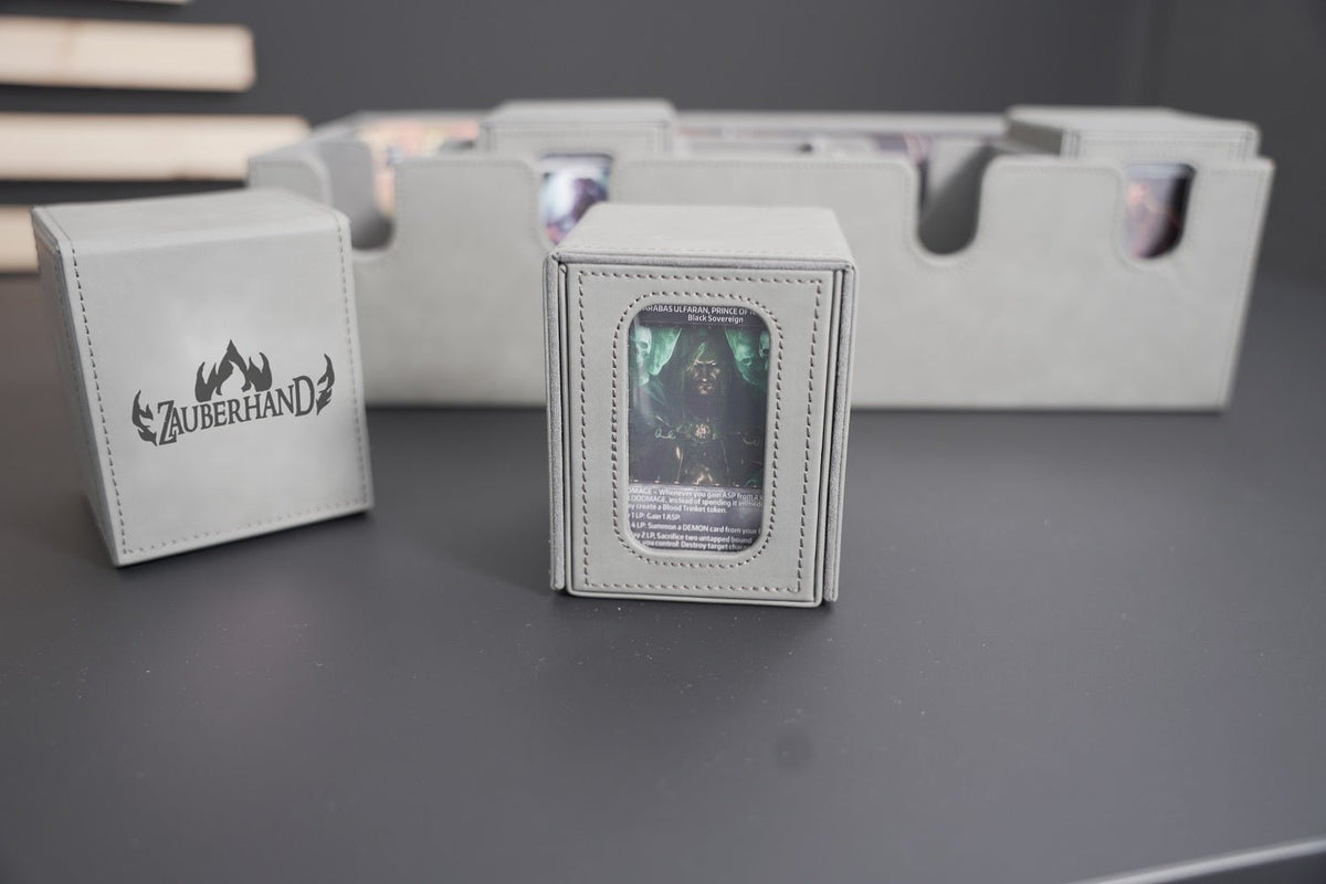 Zauberhand® Limitiertes Magic-Zubehör: Deckboxen, Hüllen & Sammelalben